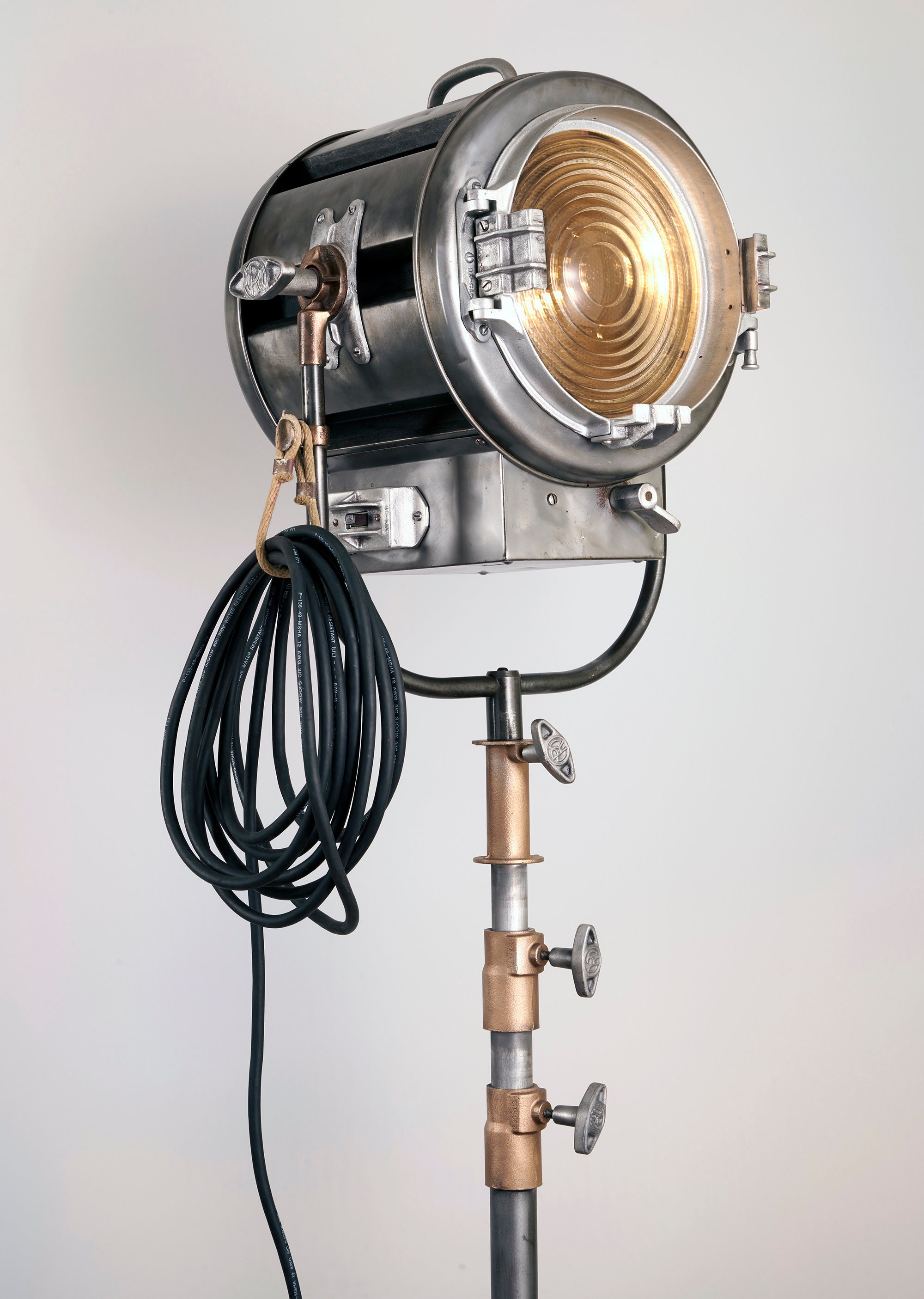 1960's 412 2K Mole Richardson Vintage Hollywood Movie Light