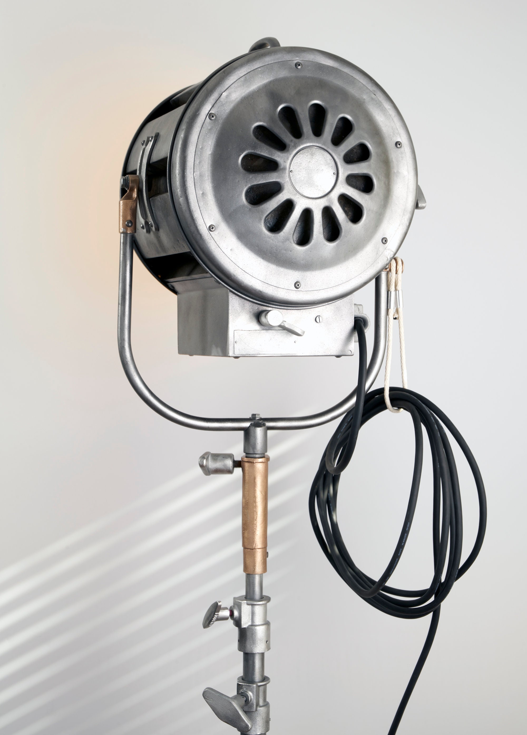 1960's 412 2K Mole Richardson Vintage Hollywood Movie Light