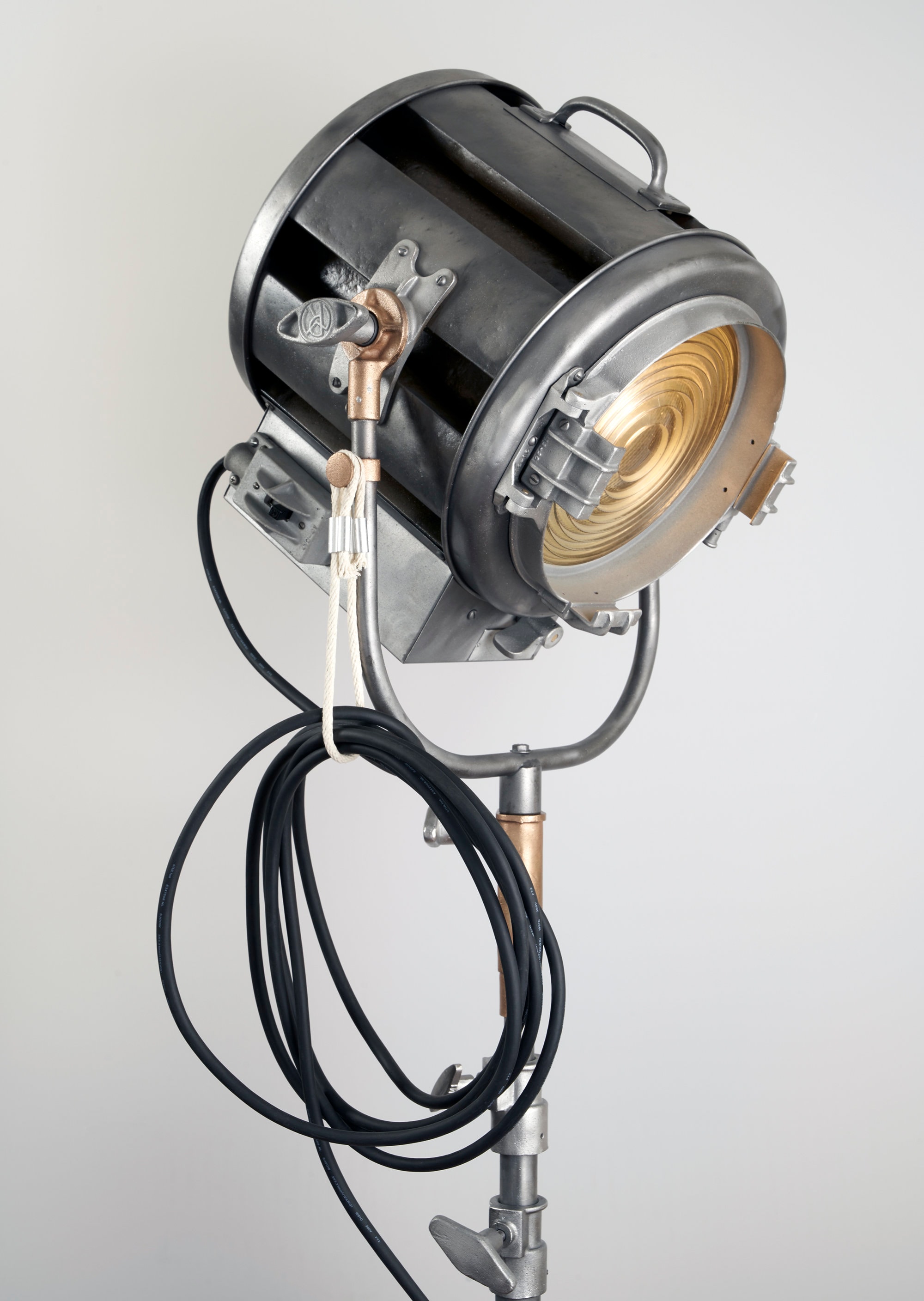 1960's 412 2K Mole Richardson Vintage Hollywood Movie Light