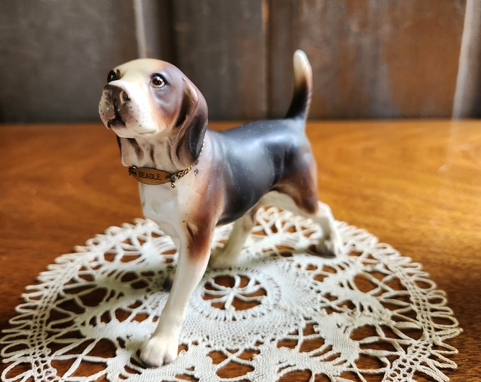 Vintage Beagle Figurine With Chain Collar - Etsy