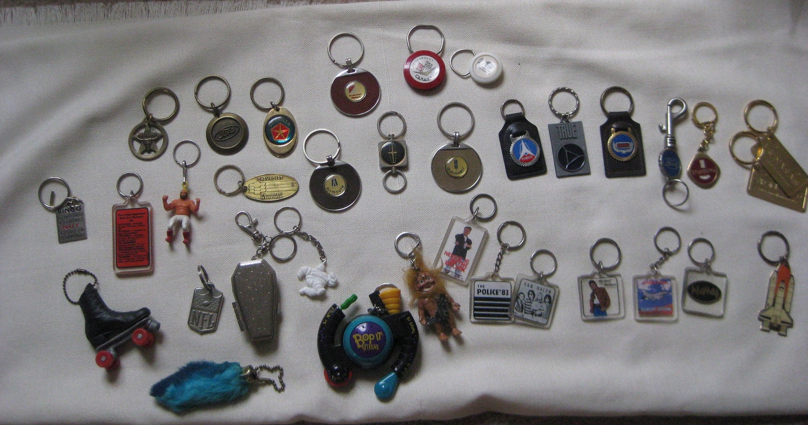 Vintage Keychains YOU CHOOSE - Etsy