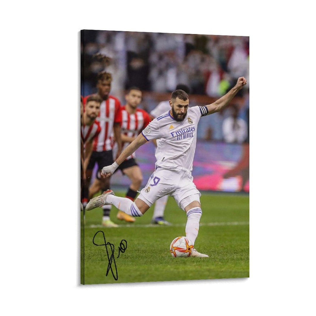 Karim Benzema Football Player Classic Poses on the Field Wall Art ...