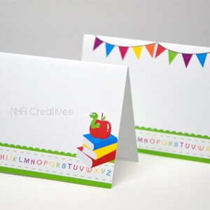 Back to School Themed Place Cards - Bookworm and Pennant Banner - DIY ...