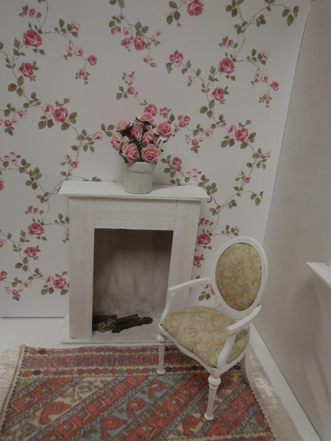 Dollhouse Wallpaper With Roses PDF 1:12 Scale | Etsy