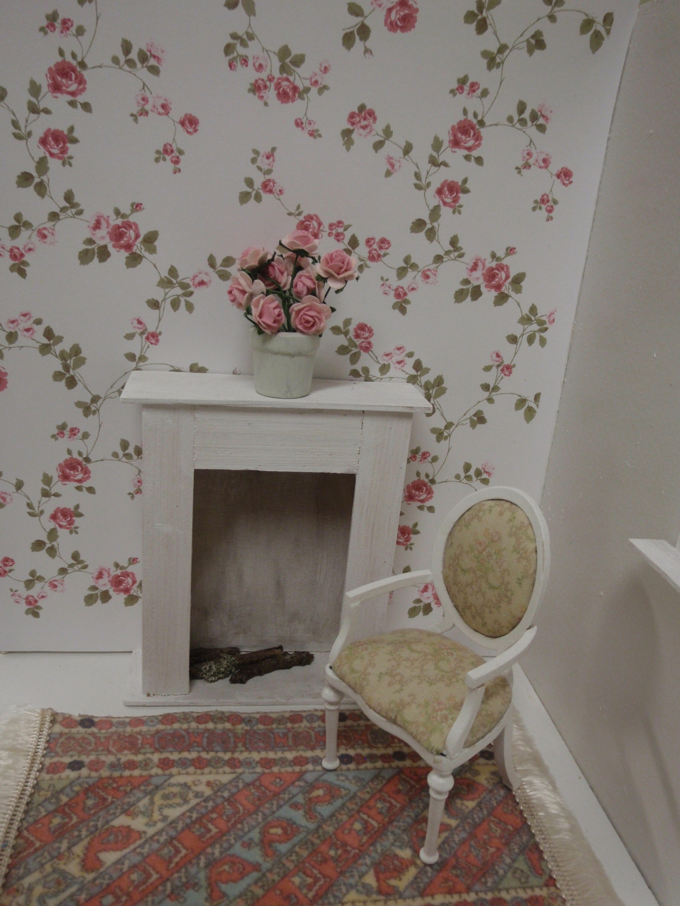 Dollhouse Wallpaper With Roses PDF 1:12 Scale | Etsy