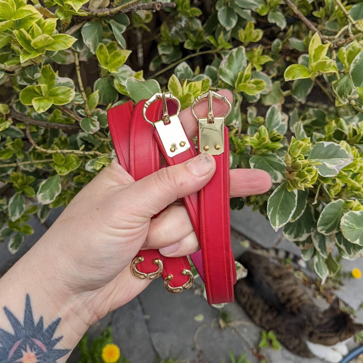 Medieval Garters 3/4 Inch Brass Fittings Red Garter Thames - Etsy