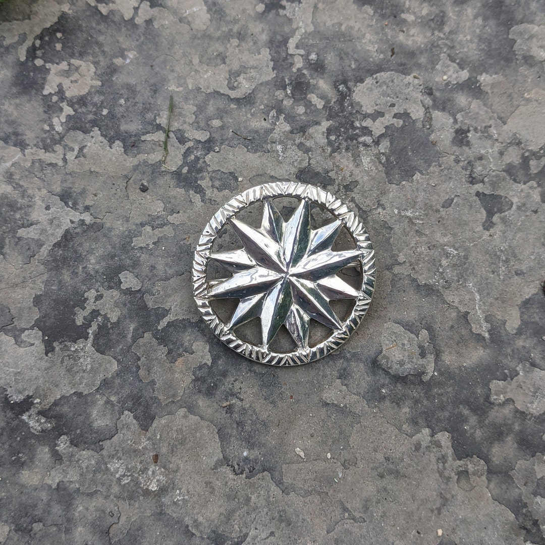 Dunedain Ranger Brooch, LOTR Cosplay - Etsy