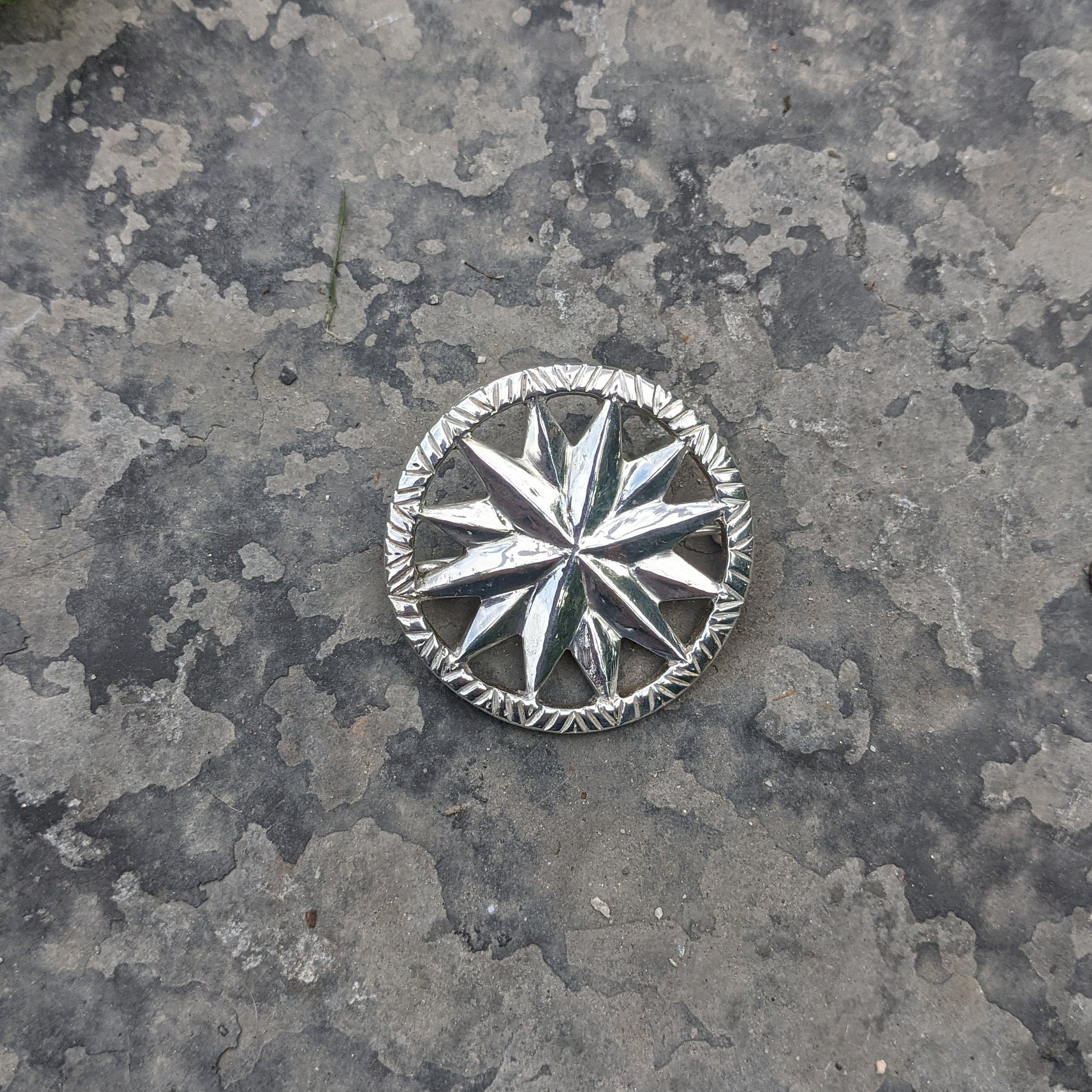 Dunedain Ranger Brooch, LOTR Cosplay - Etsy