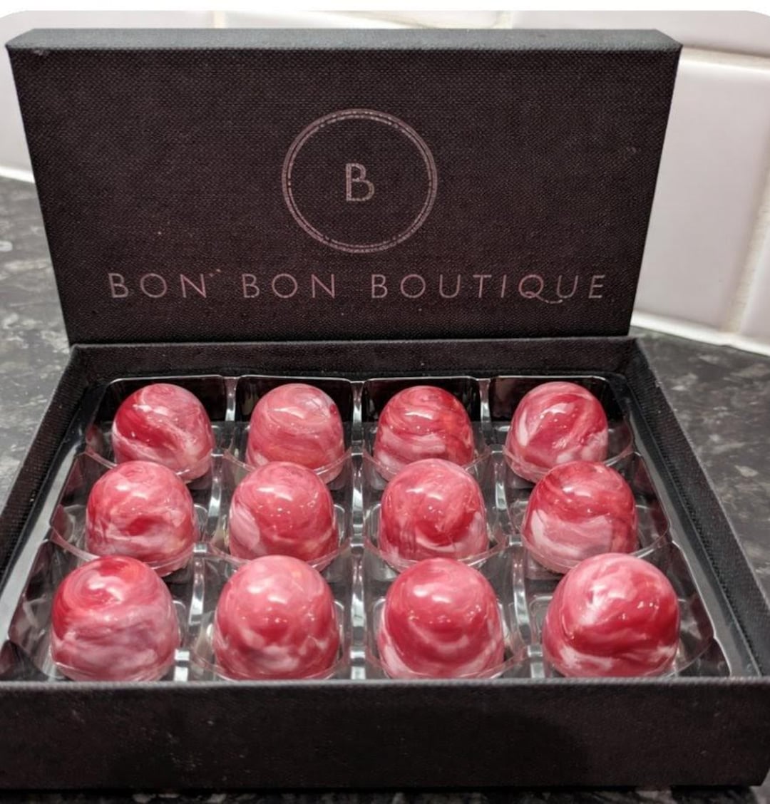 Hand Painted Chocolate Bon Bons (strawberries and Cream) - Etsy