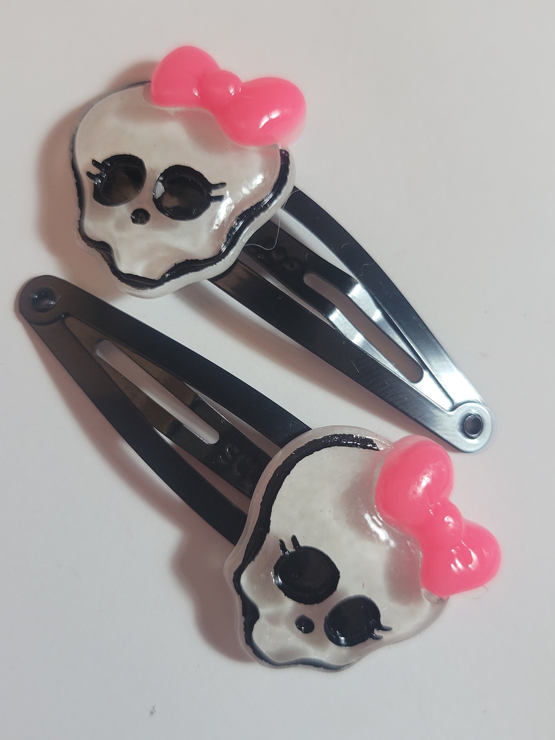 Skull and Pink Bow Hair Clips, Hair Decora, Hair Clips, 2 Piece Set of ...