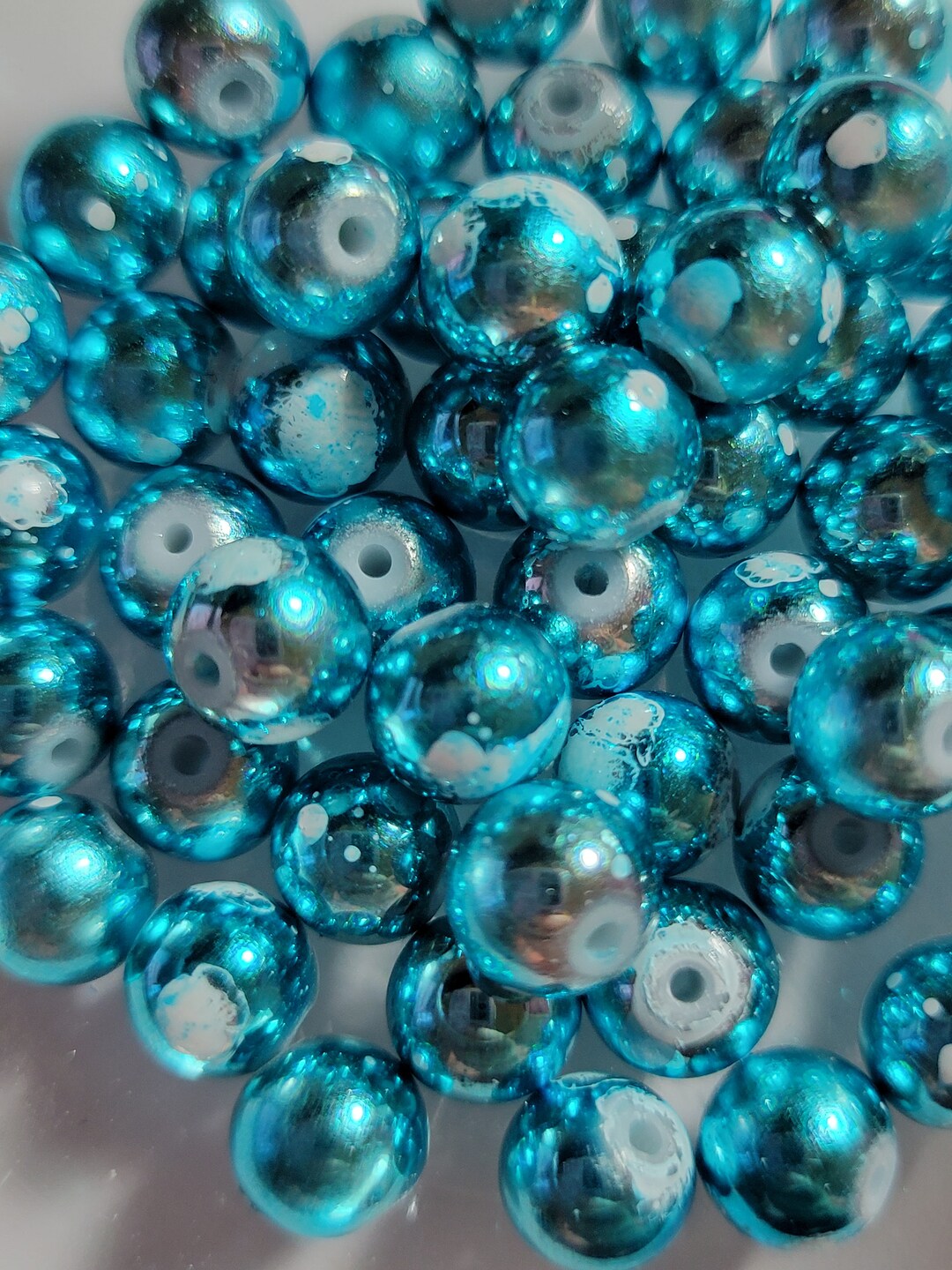 12 Beads - 8mm Pretty Light Baby Blue and White Splattered Glass Beads ...