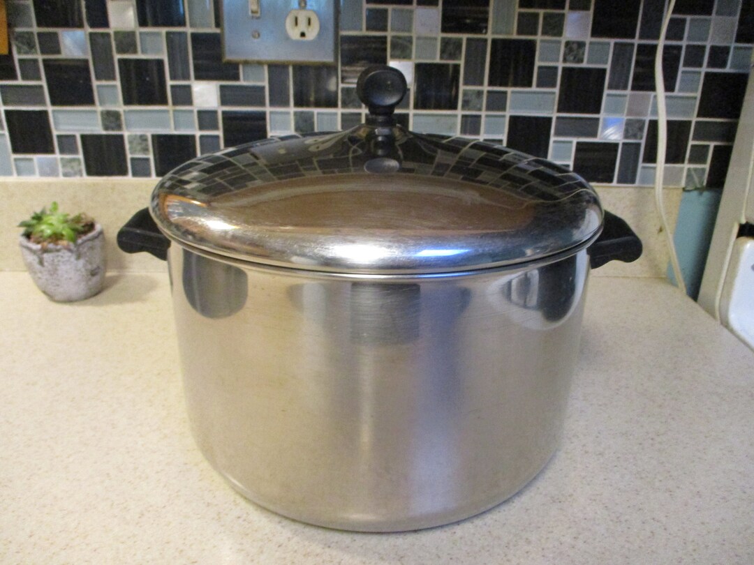 Farberware 8 Quart Stock, Soup, Sauce Pot Vintage 1970s Aluminum Clad ...