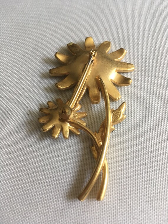 Vintage Weiss White & Yellow Enamel Daisy Pin - Gem