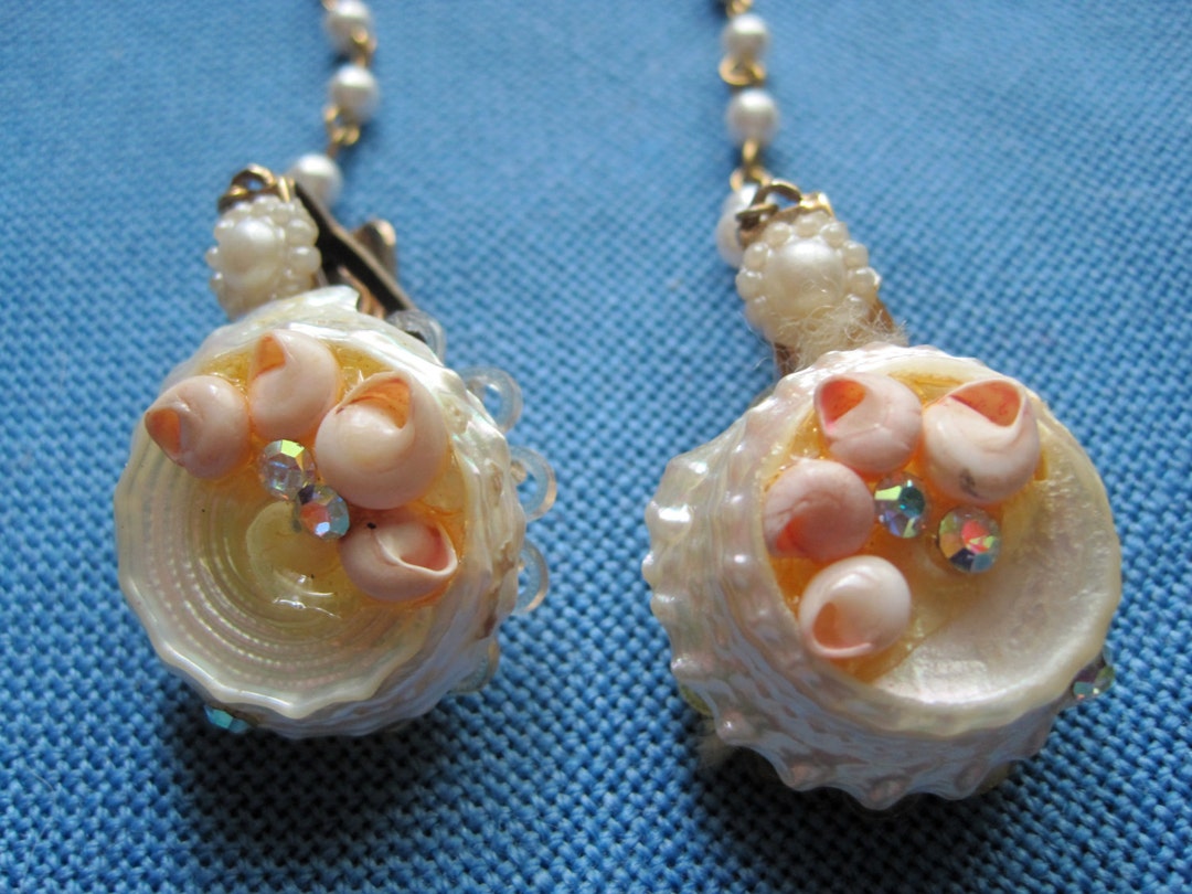 Pretty Vintage Sea Shell Sweater Clip - Etsy