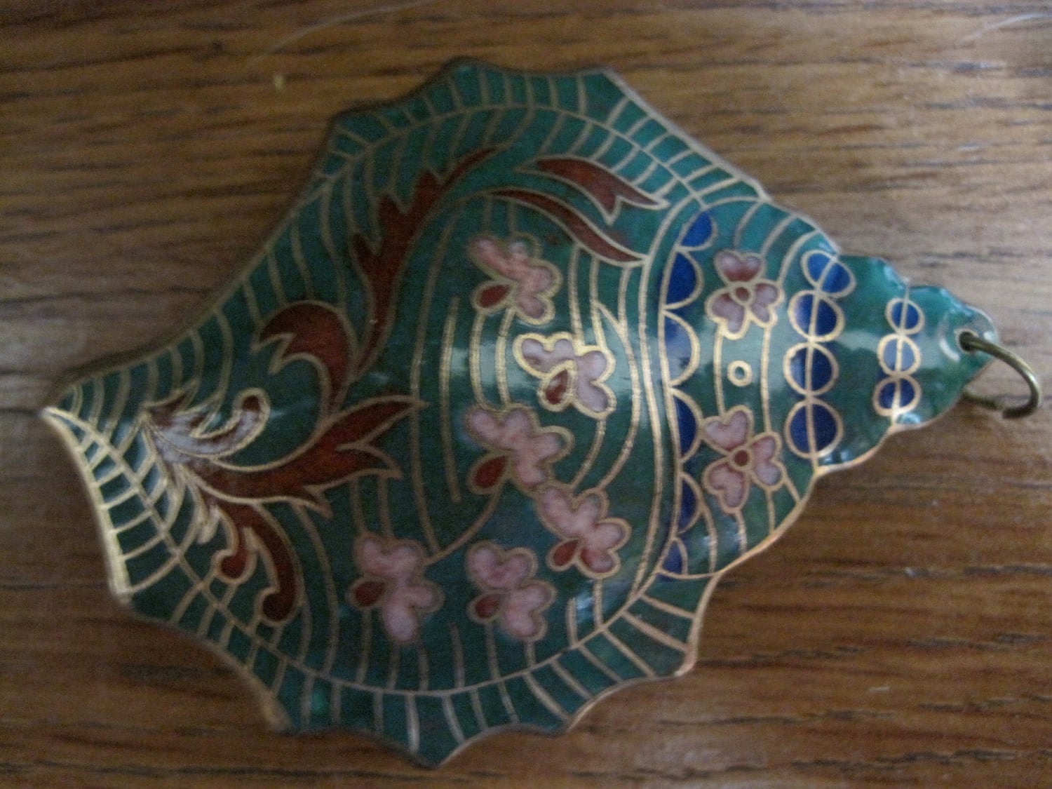 Beautiful Vintage Green Cloisonne Enameled Sea Shell Pendant - Etsy ...