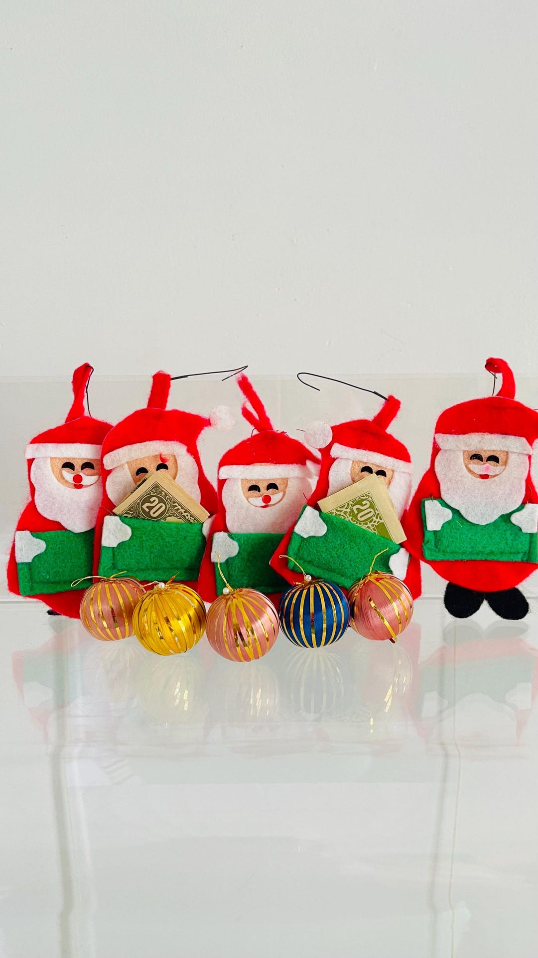 Vintage 1960s Retro Christmas Felt Santa Cash Pocket Play Money Balls ...