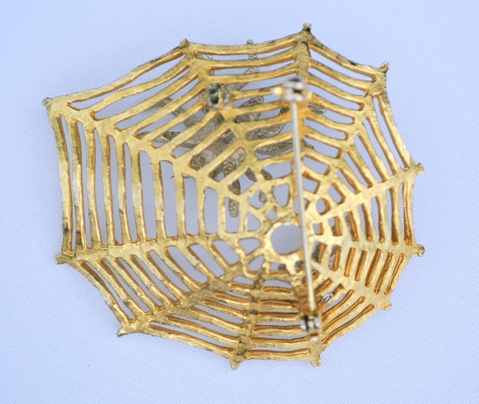 Spider and Fly on a Web Brooch - Etsy