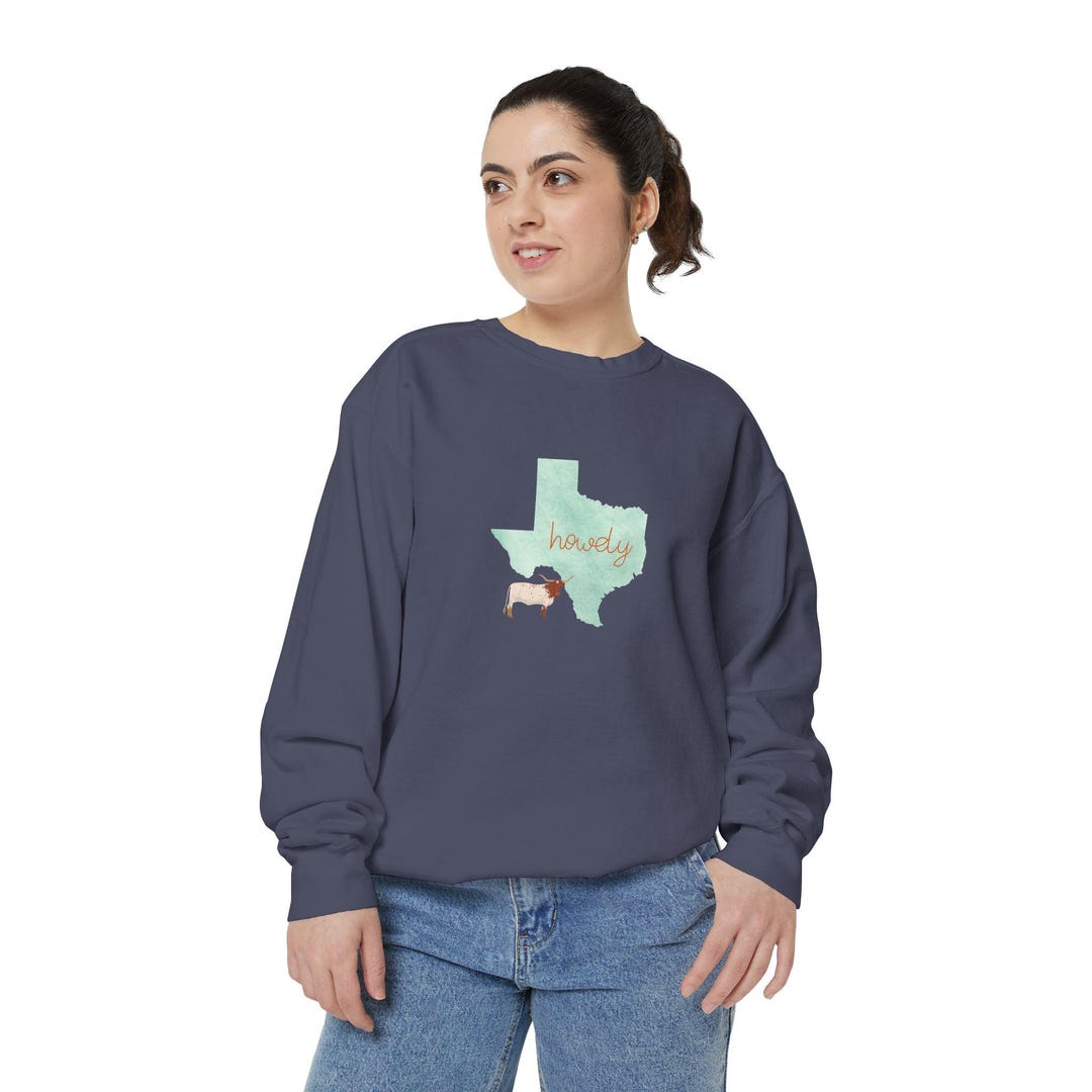 Howdy Texas State Silhouette With Longhorn Sweatshirt | Lone Star State ...