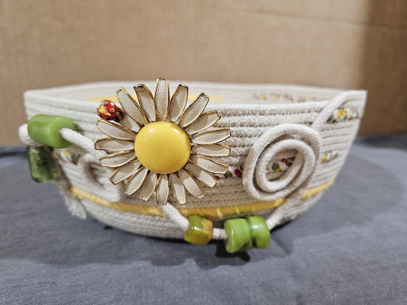 Daisy Wishes by Gemline Baskets. Brooch and Beads Added for That Unique ...