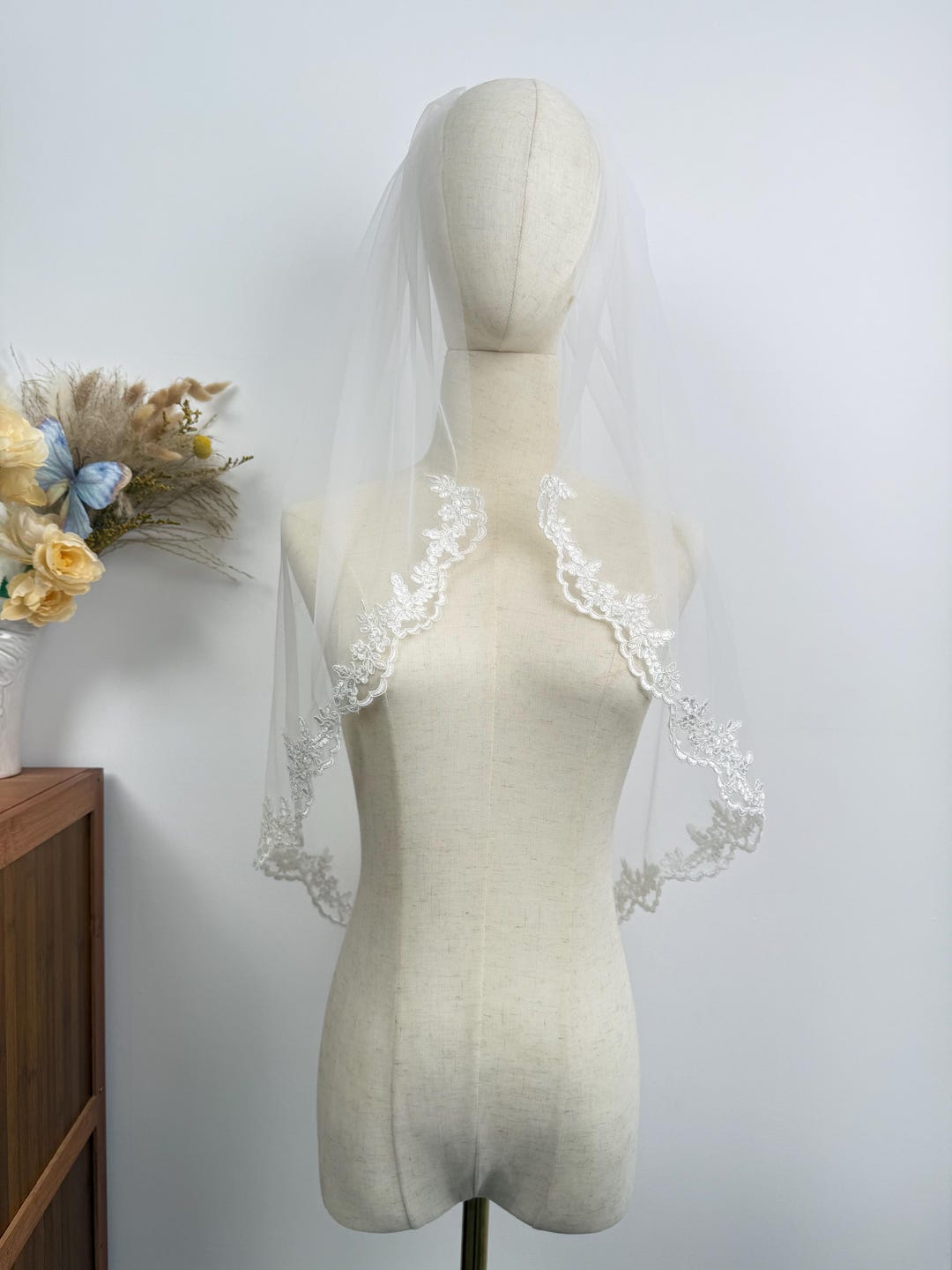 Lace Wedding Veil, Floral Lace Edge Veil, Floor Wedding Veil, Scalloped ...