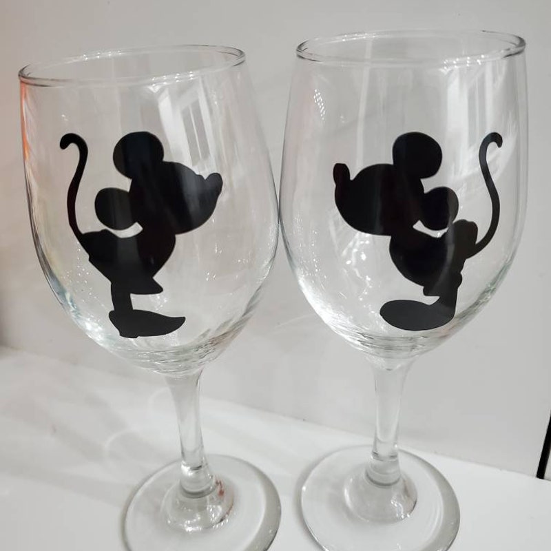 Minnie Mouse Wine - Etsy