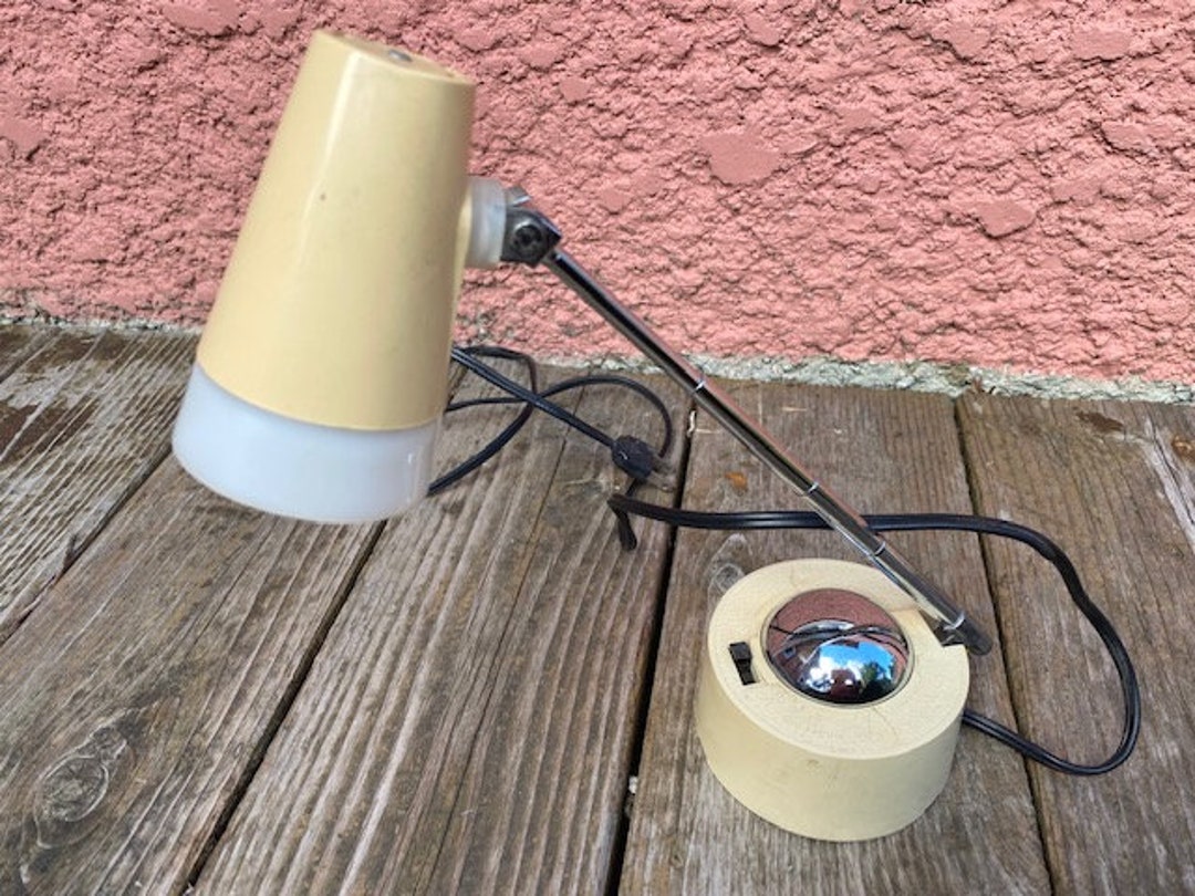 Vintage 1960s Hallmark Hi Intensity Light Mid Century Telescoping ...
