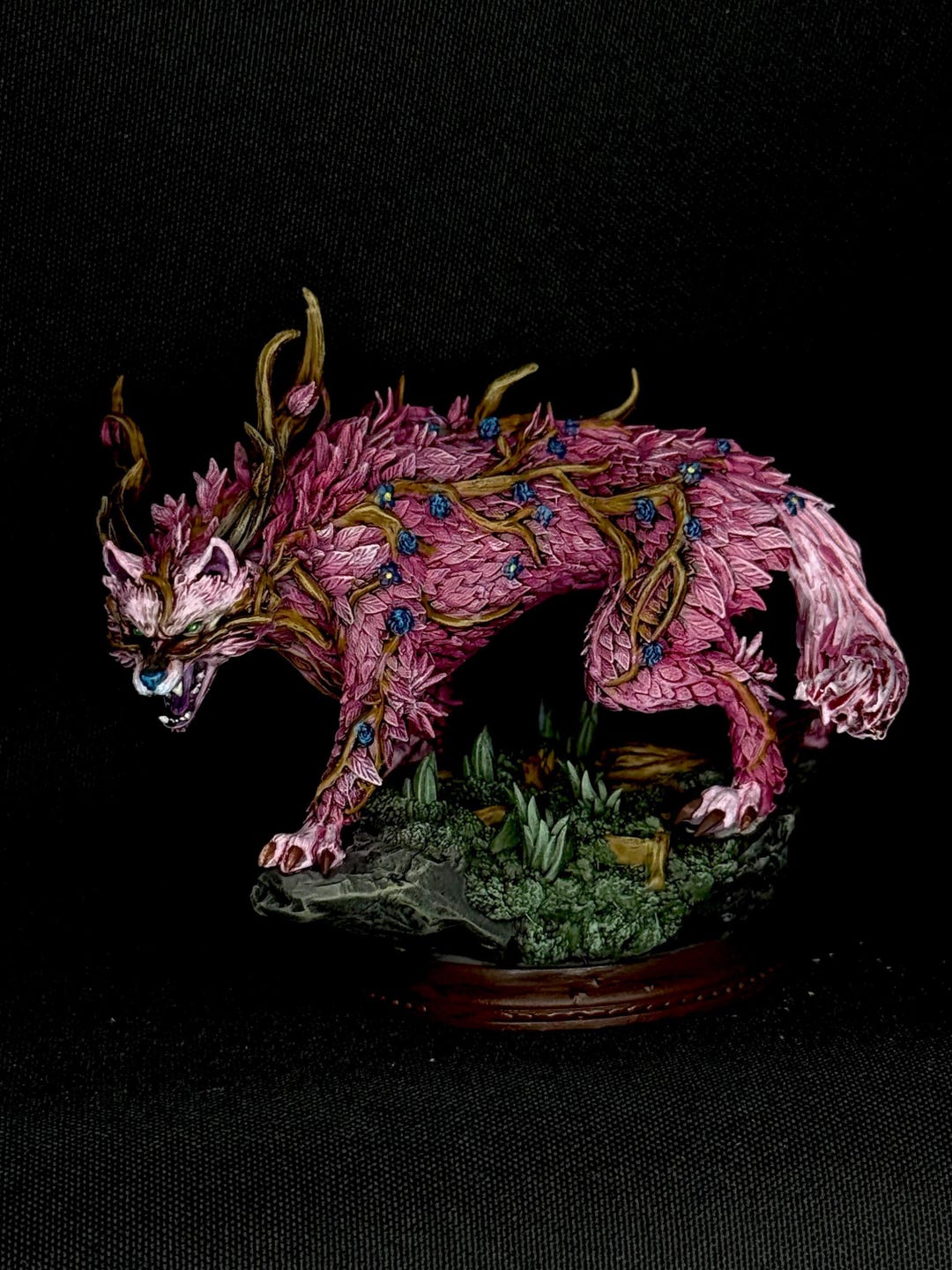 Faenror the Fey Touched – Direwolf of the Woods, Hand-painted Resin ...