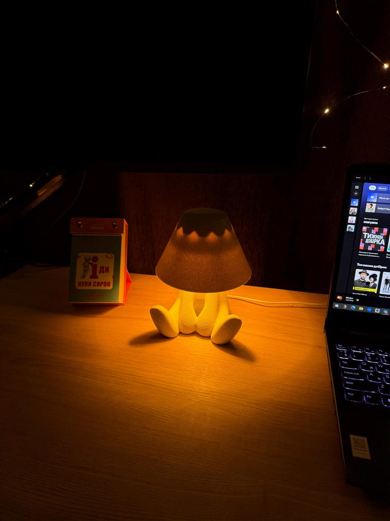 Yellow Sitting Man Lamp - 3D Printed Sunset Glow Nightlight - Cute ...