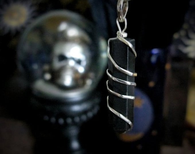 Orkney Island Dark Drow Elf Amulet Celtic Spell Fantasy Jewelry Magick ...