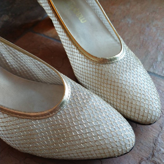 1970's GOLDEN FISHNET sheer mesh HEELS 70's 9.5 (D9) - Gem