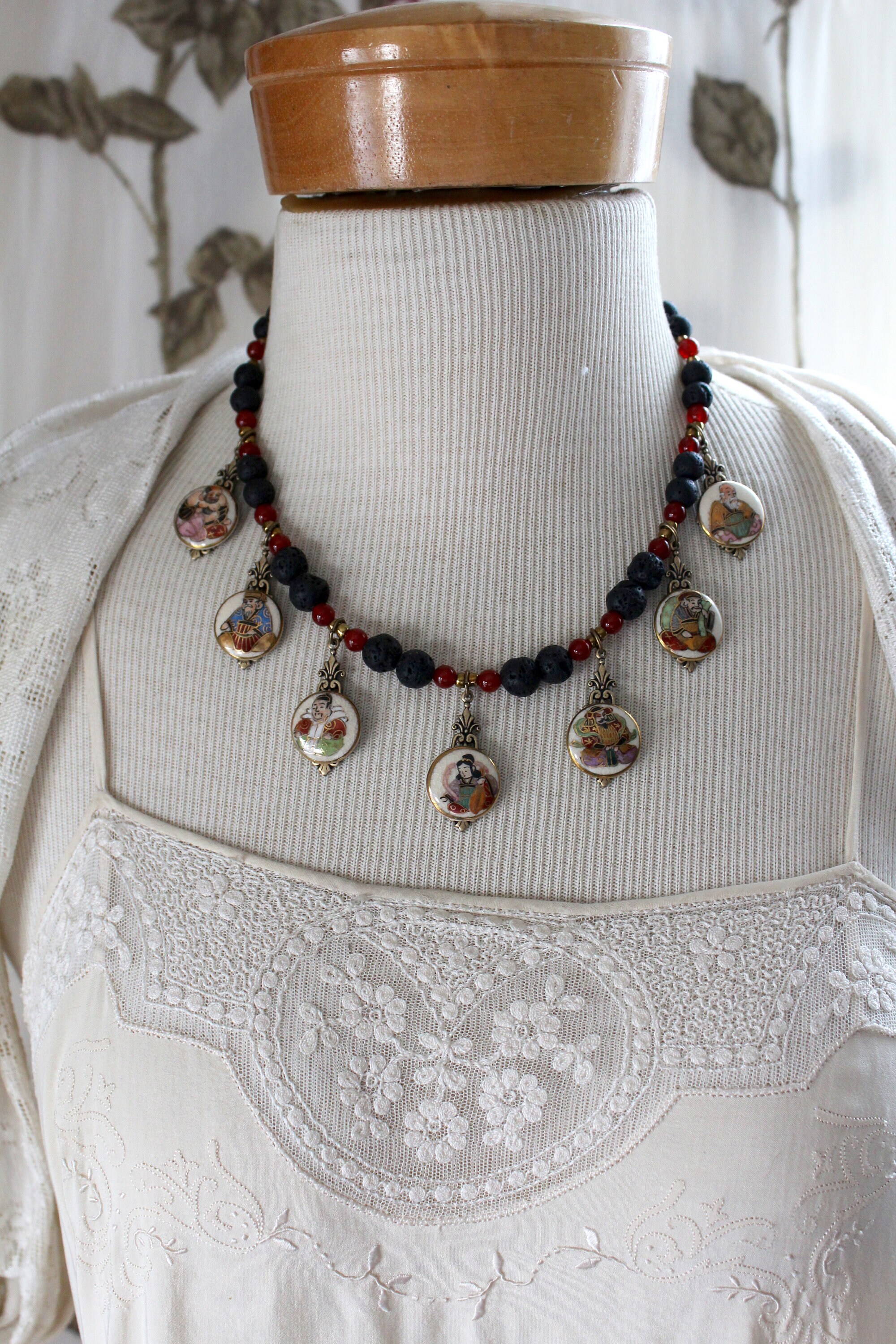 7 Fortune Gods Toshikane Arita Porcelain Seven Buttons Satsuma Necklace ...