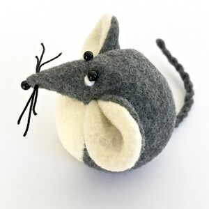 Miniature Felt Mouse and Armchair PDF Bundle Sewing Pattern - Etsy