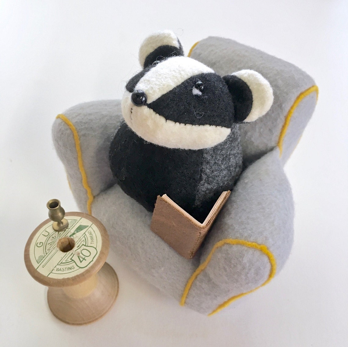 Felt Badger Sewing Pattern PDF Photo Tutorial | Badger Ornament ...