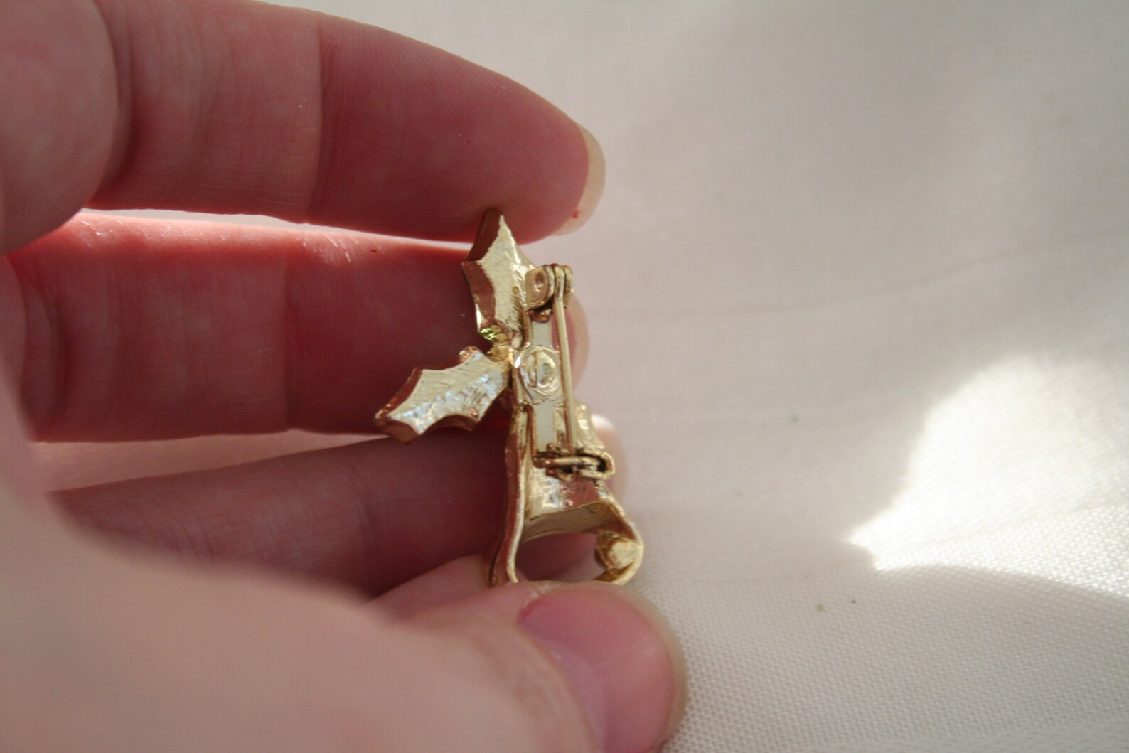 Small Bell and Holly Brooch - Etsy