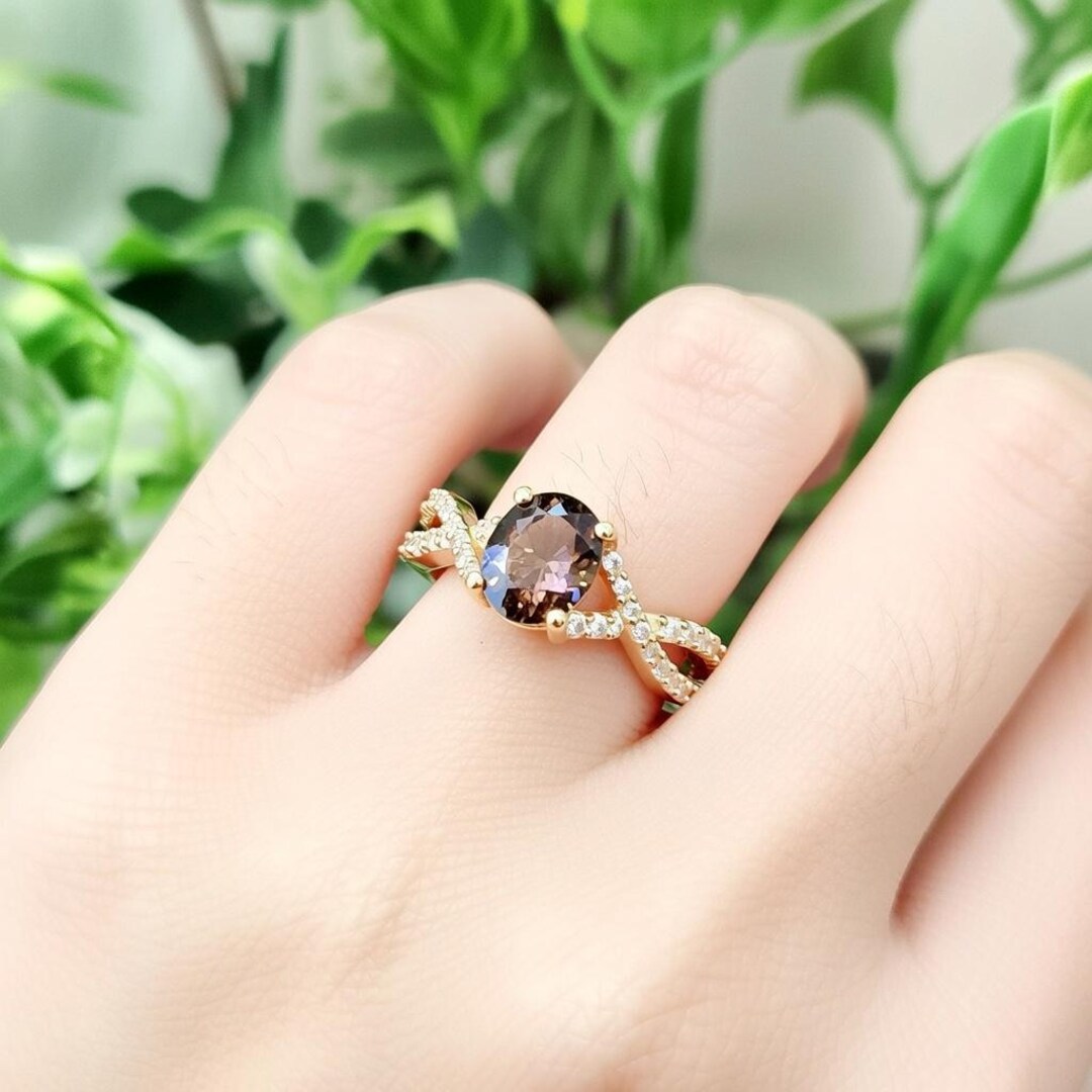 Oval Alexandrite Ring in Sterling Silver, Unique Color Change Gemstone ...