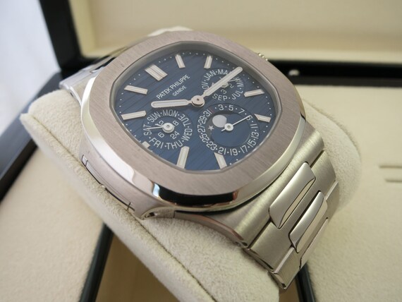 Patek Philippe Nautilus Perpetual Calendar - Gem