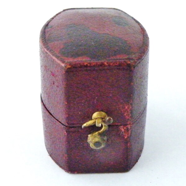 Antique Ring Box - Etsy