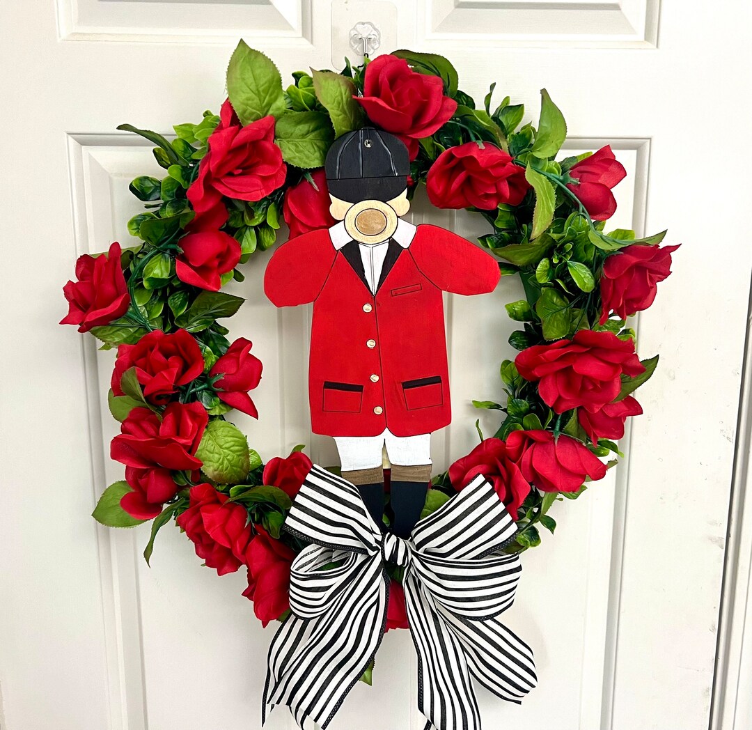 Derby Bugler Boxwood Wreath - Etsy