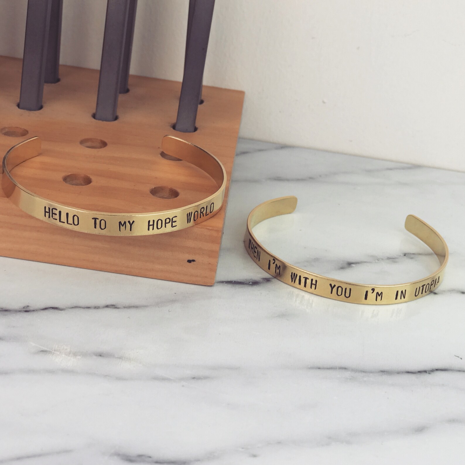 Hope World Bracelet BTS J-hope Daydream Love Yourself Army | Etsy