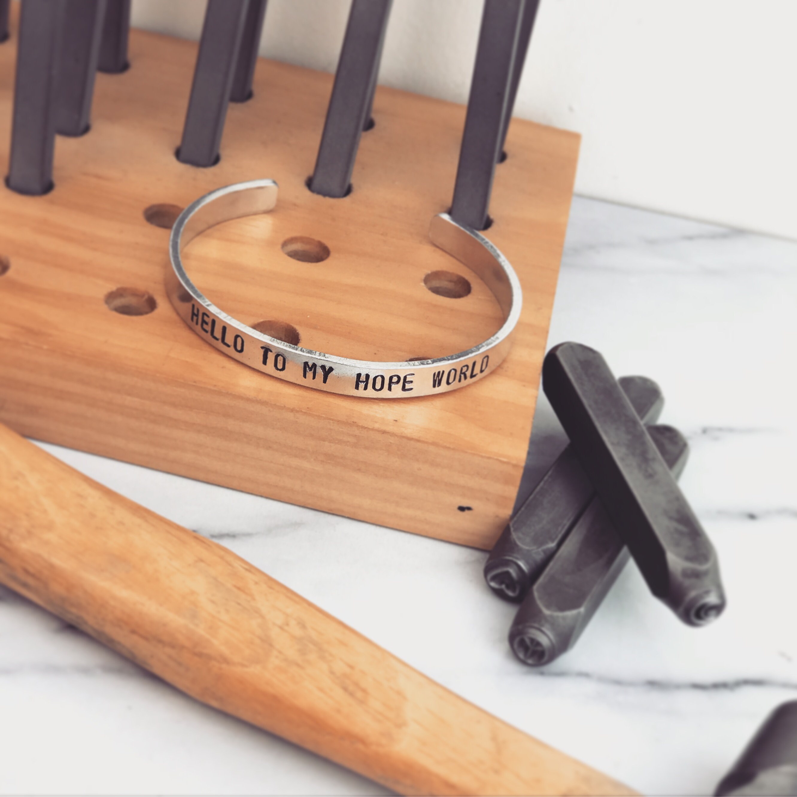 Hope World Bracelet BTS J-hope Daydream Love Yourself Army | Etsy