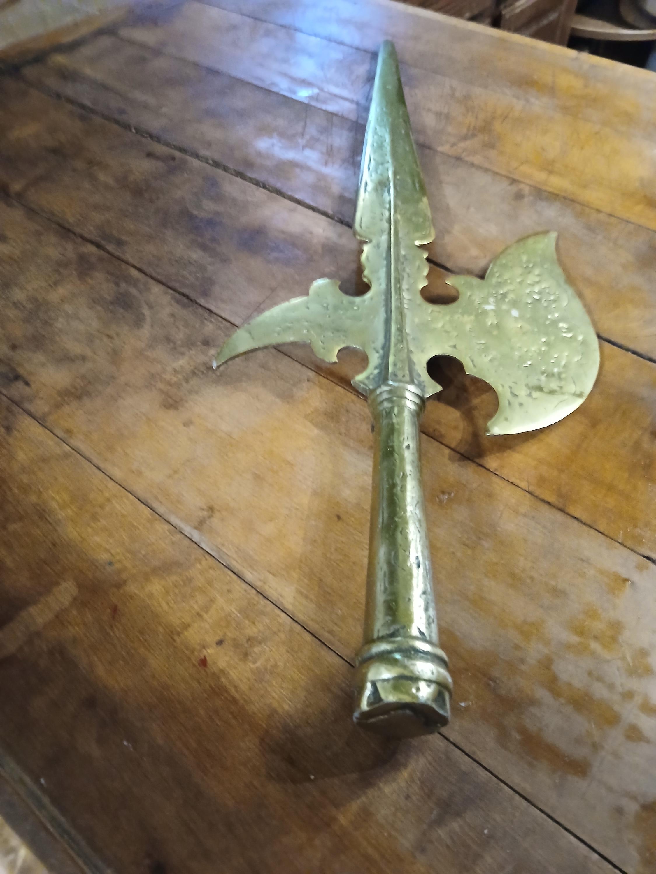 Vintage Pair of Ornate Brass Finish Decorative Gothic Halberd Spears ...