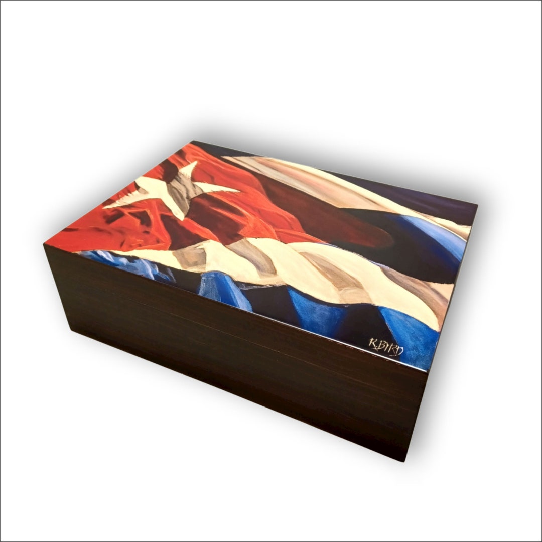 Handcrafted Humidor With Cuban Flag. Free Shipping and Engraving. - Etsy