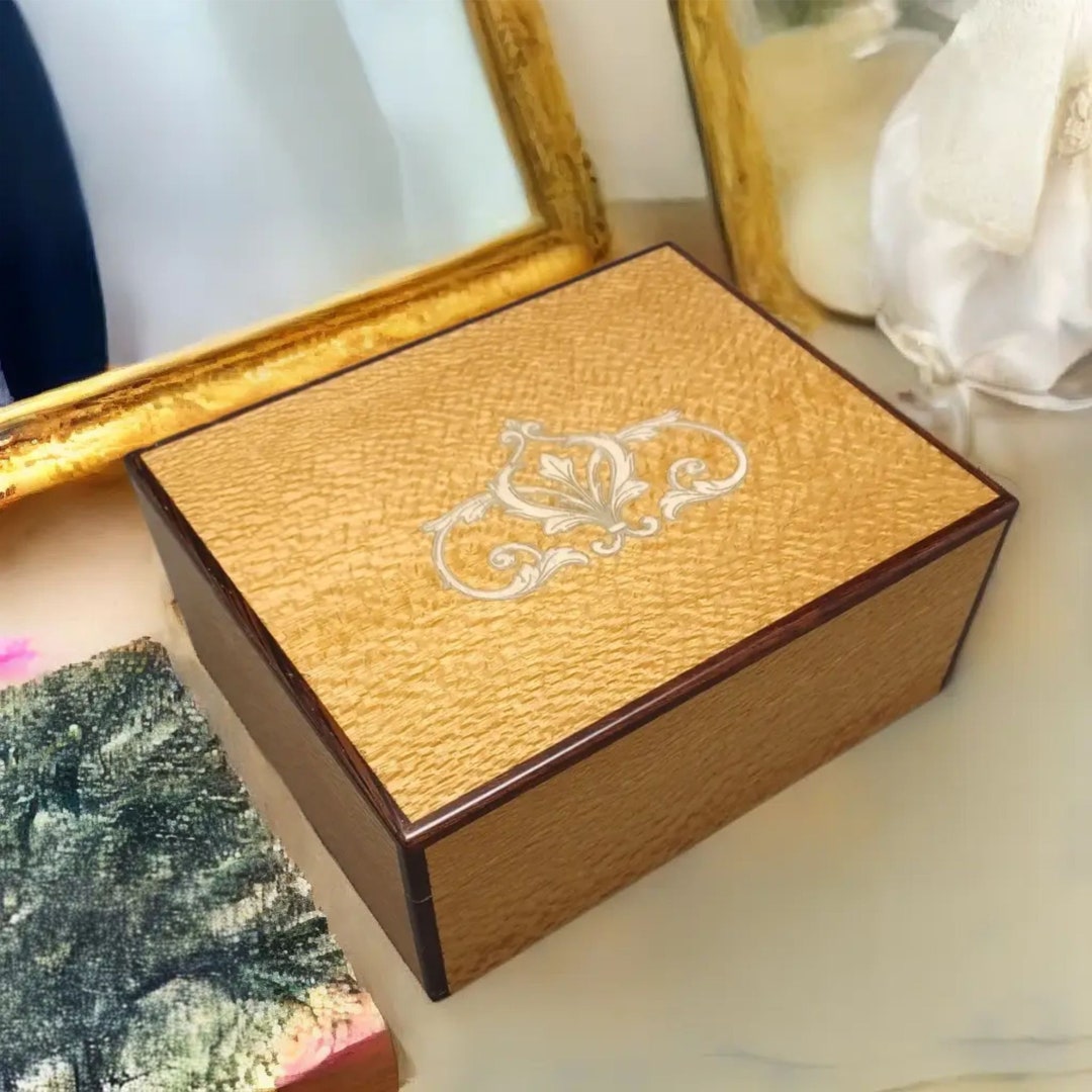Custom Jewelry Box With Free Shipping and Engraving. JB6 - Etsy