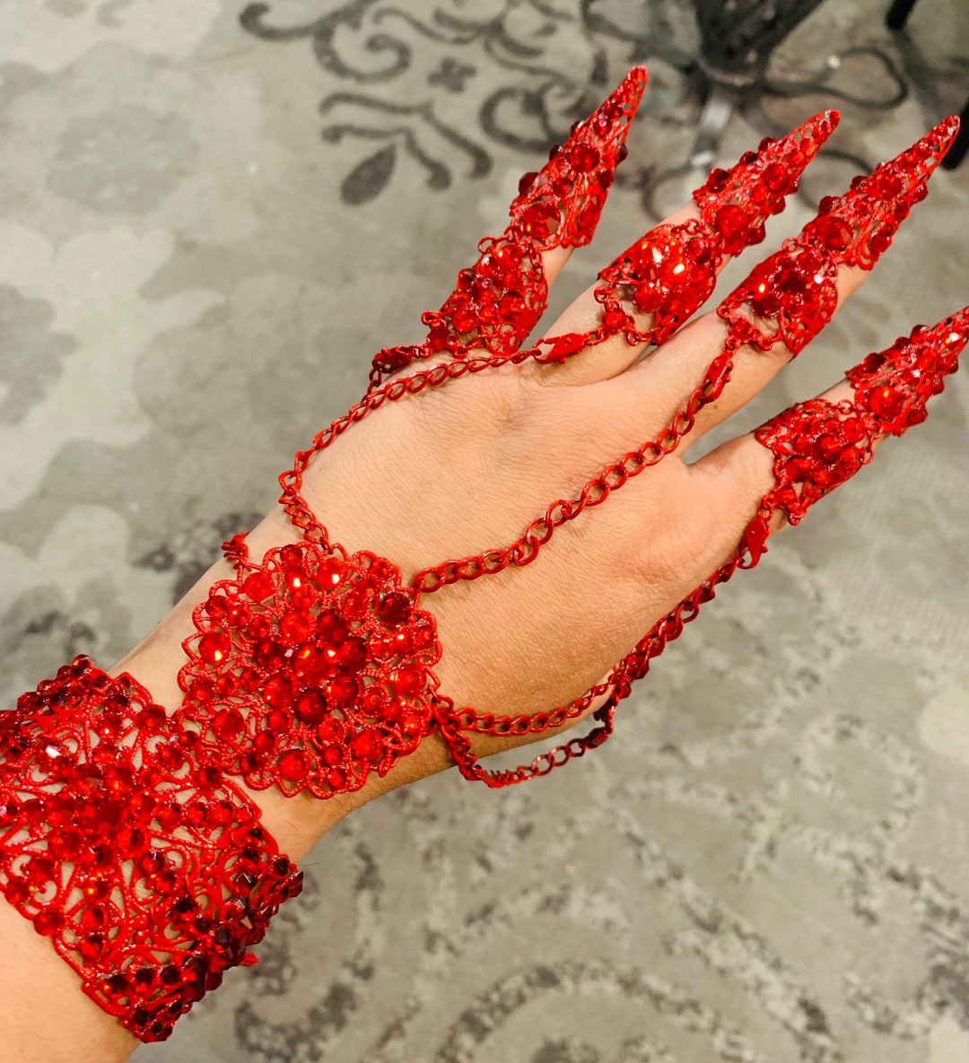 1 Red Crystal Glove With Detachable and Adjustable Rings. - Etsy