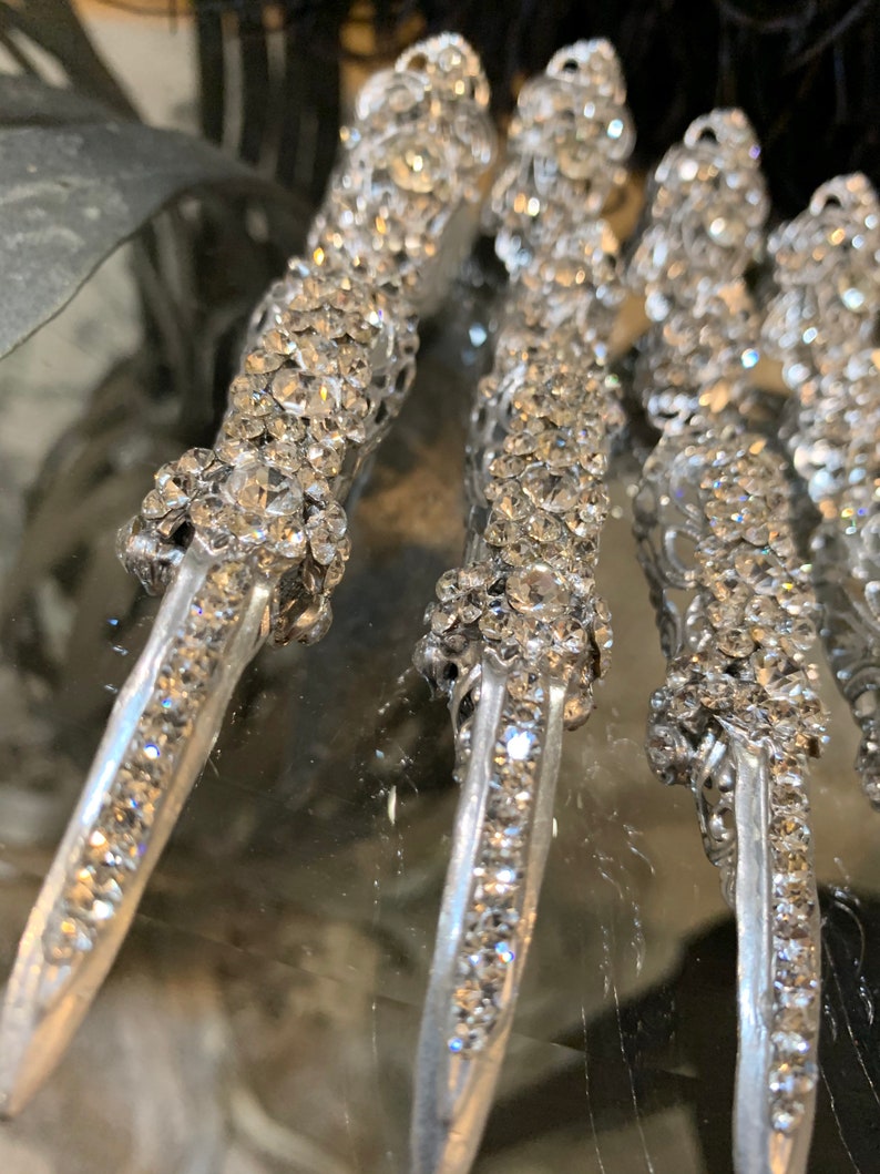 Crystal Claw Set. 1 Hand. Set of 13 | Etsy