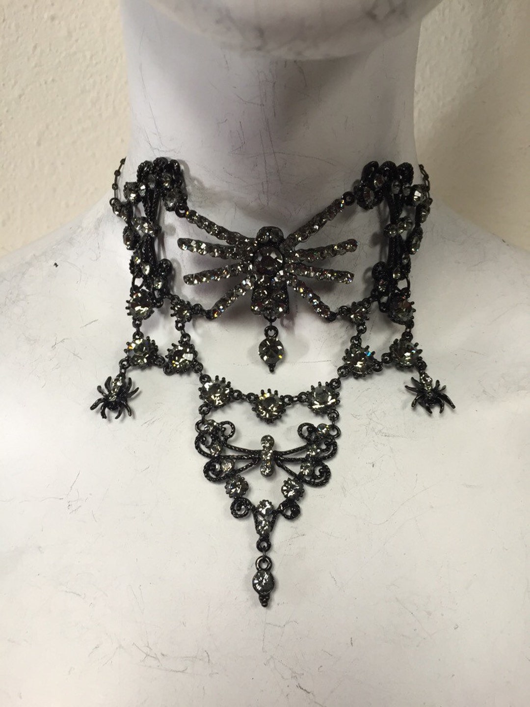 Black Diamond Spider Choker - Etsy