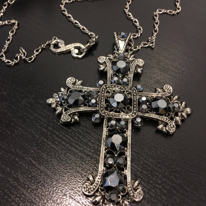 Gaudy Silver Necklace - Etsy