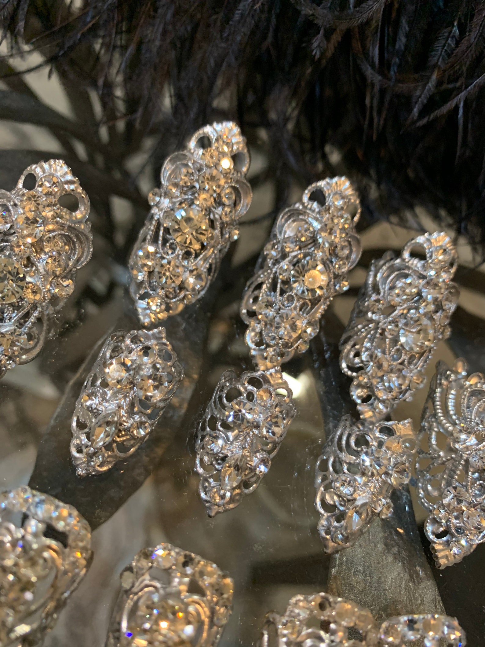 Crystal claw set. 1 hand. Set of 13 | Etsy