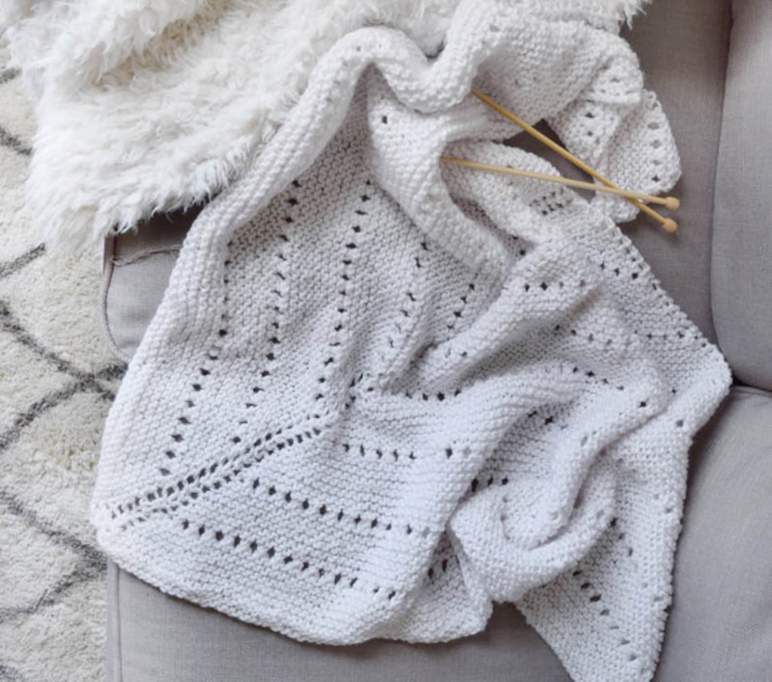 KNITTING PATTERN Triangle Shawl Knitting Pattern Triangle - Etsy