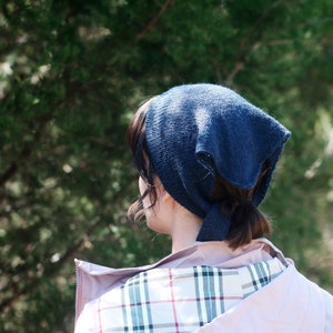 KNITTING PATTERN ⨯ Small Triangle Scarf Knitting Pattern, Knit Kerchief ...